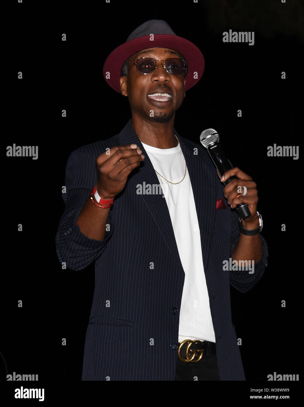 Frank knuckles hi-res stock photography and images - Alamy