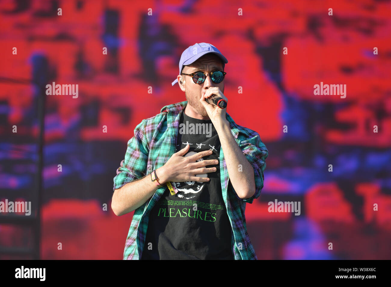 Bastille performing live on stage hi-res stock photography and images ...