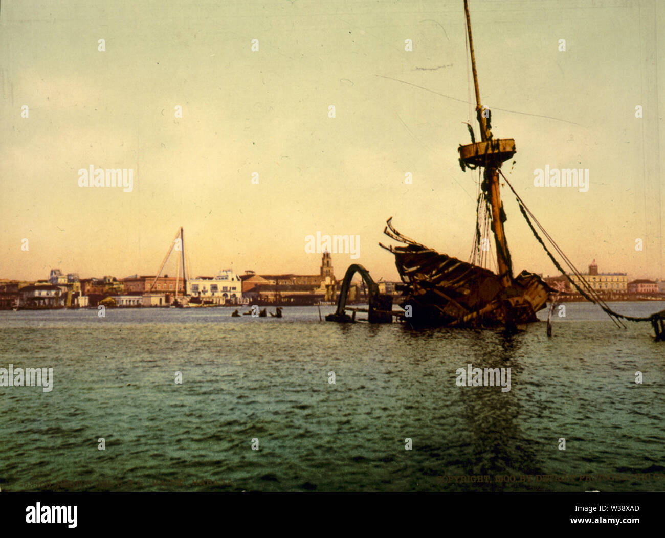 Maine wreckage hi-res stock photography and images - Alamy