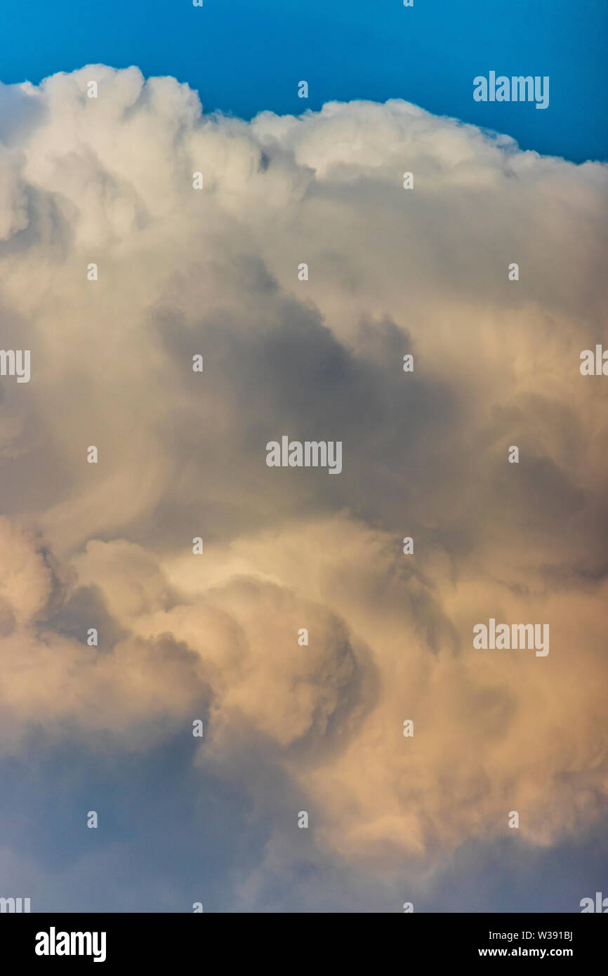 Rainy cloud formation hi-res stock photography and images - Alamy