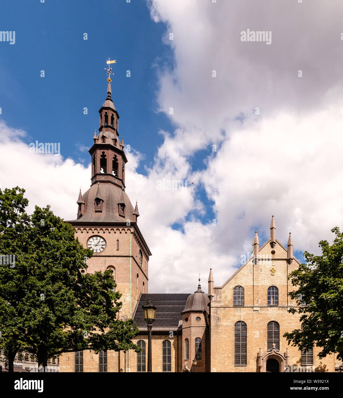 Oslo cathedral hi-res stock photography and images - Alamy