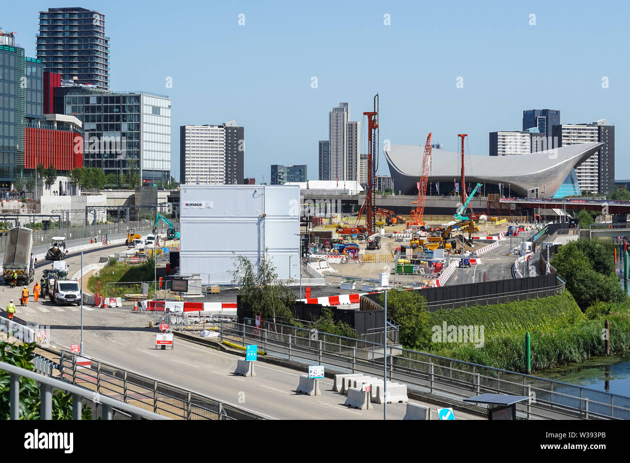 East Bank development on Stratford Waterfront at the Queen Elizabeth ...