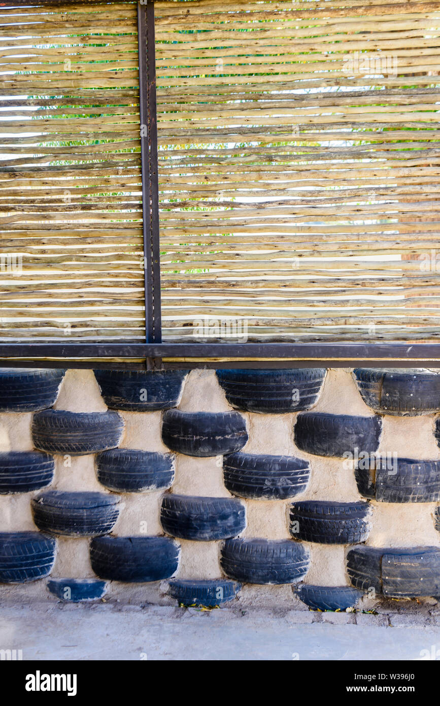 African construction material hi-res stock photography and images - Alamy