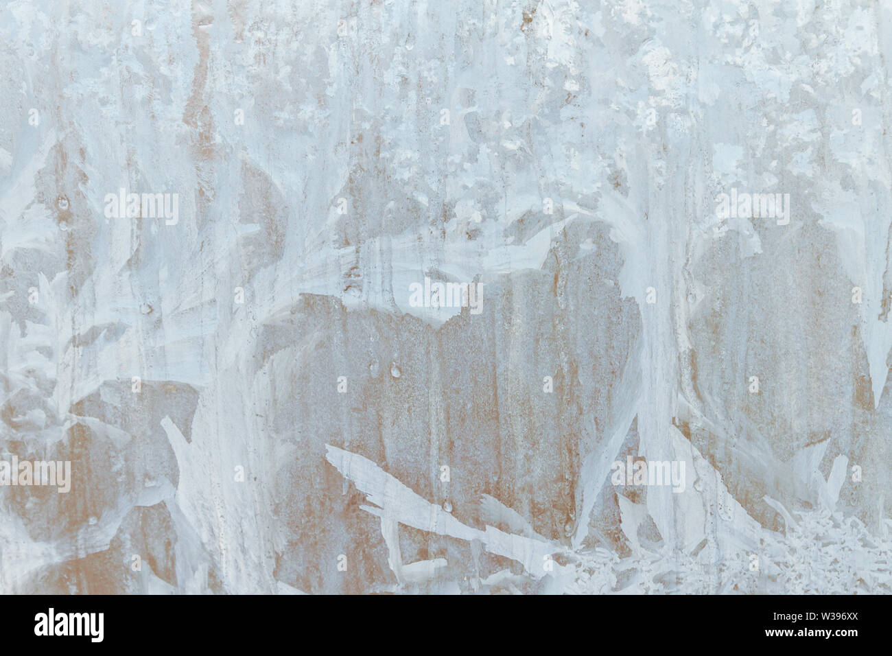 Frosty patterns on a frozen ice box in the early morning Stock Photo ...