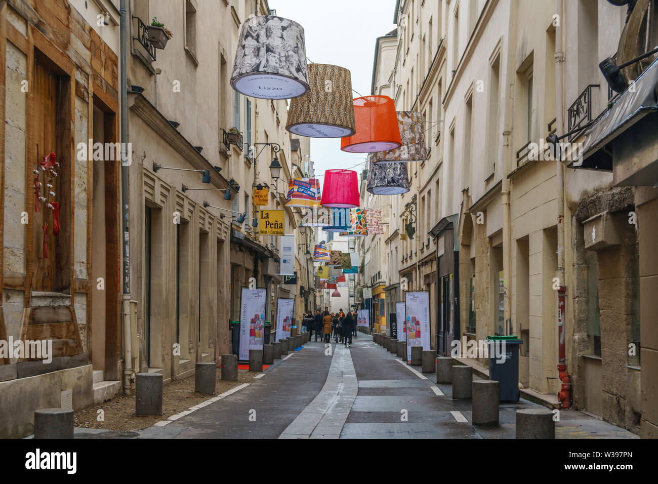 Paris, France - 20.01.2019: Streets of Paris, France. Beautiful ...