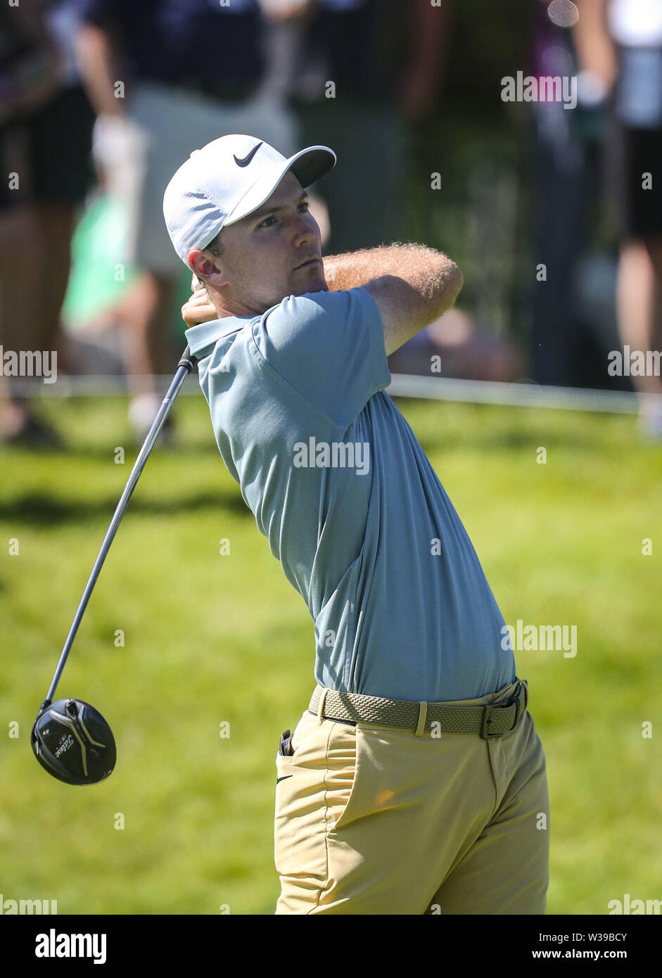 Silvis, Iowa, USA. 12th July, 2019. Russell Henley tees off on 10 ...