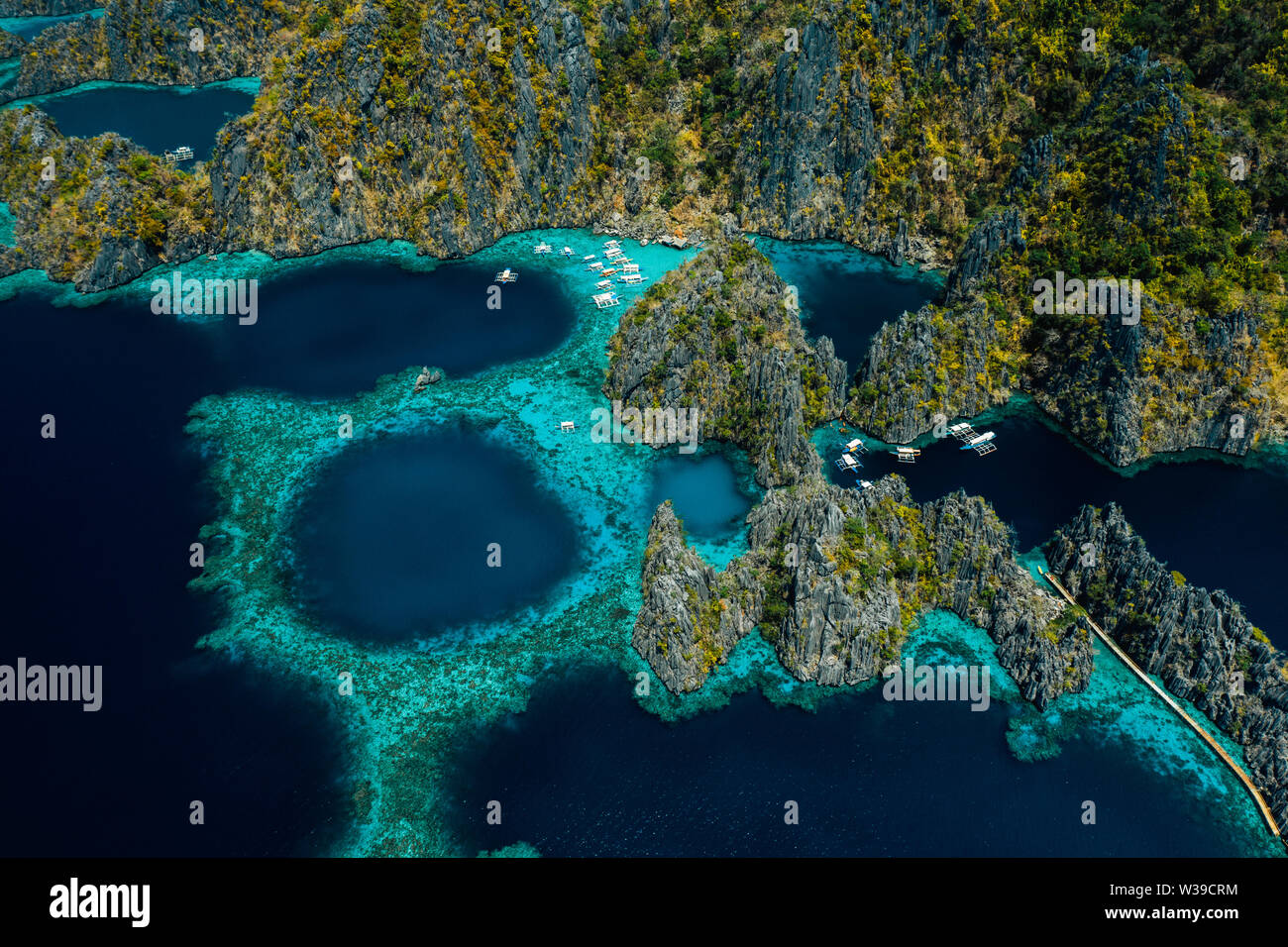 Twin lagoon coron island hi-res stock photography and images - Alamy