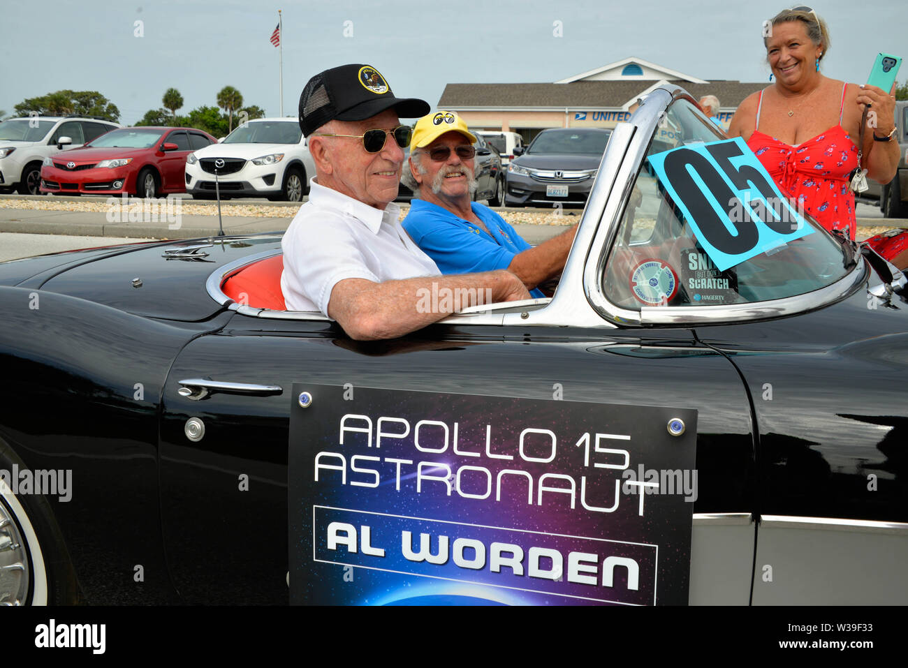 Nasa astronauts al worden apollo 15 50 years since apollo am hi-res ...