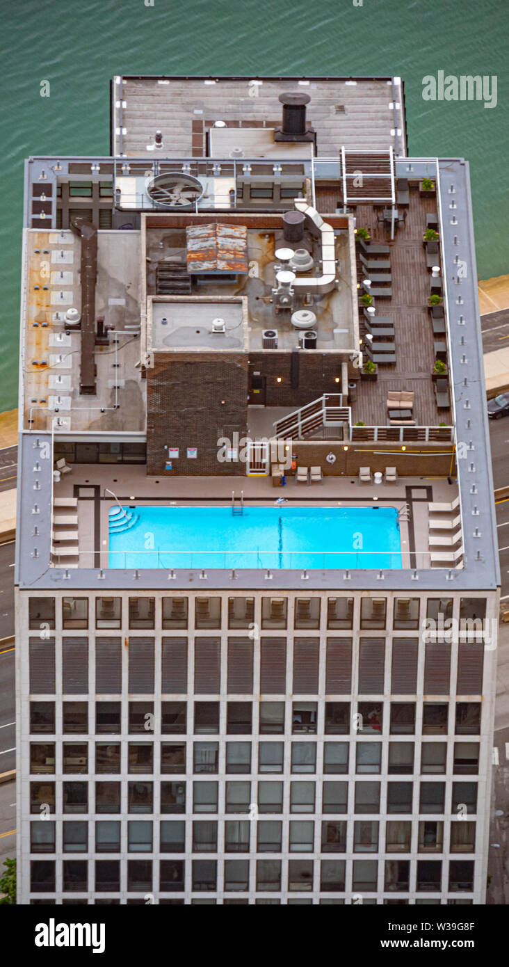 Roof top pool usa hi-res stock photography and images - Alamy
