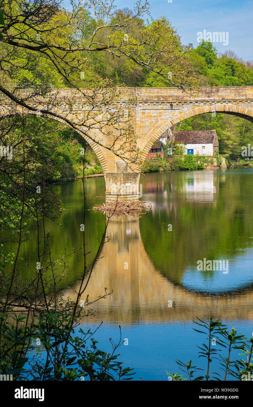 Durham, United Kingdom - April 30, 2019: Prebends Bridge, one of three ...