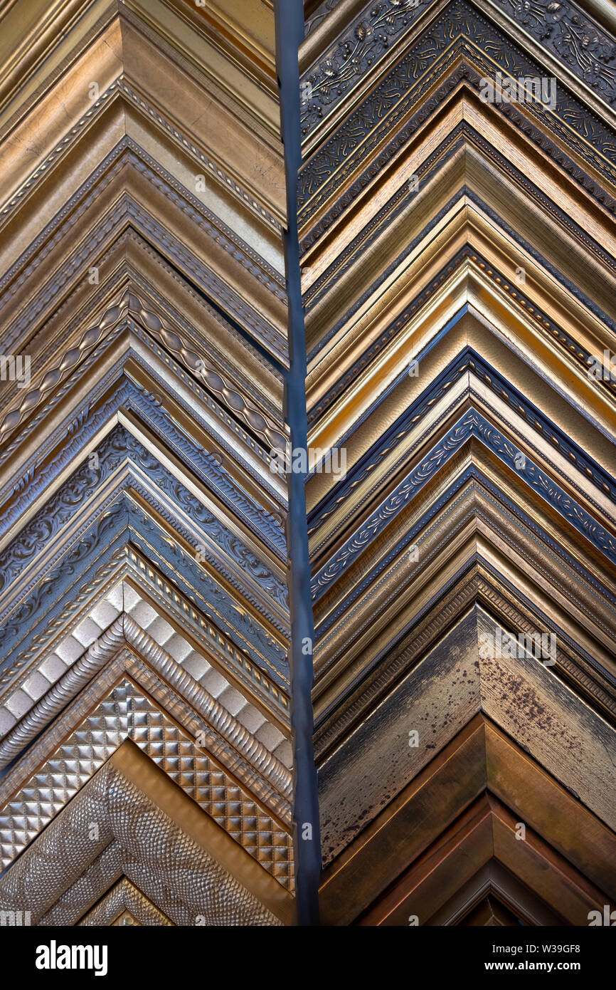 Custom framing hi-res stock photography and images - Alamy