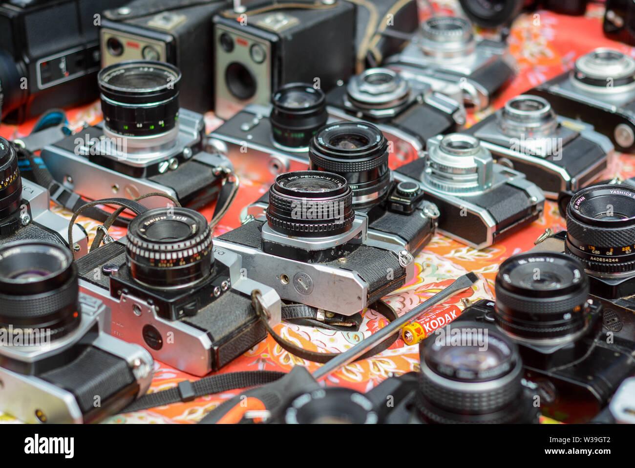 Bellows cameras hi-res stock photography and images - Alamy