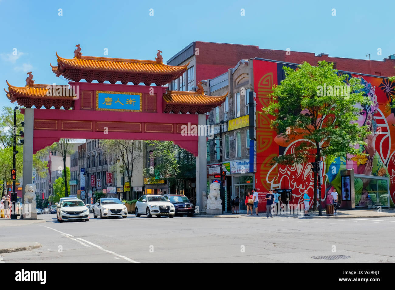 Gates of Chinatown, Montreal, Canada Stock Photo - Alamy