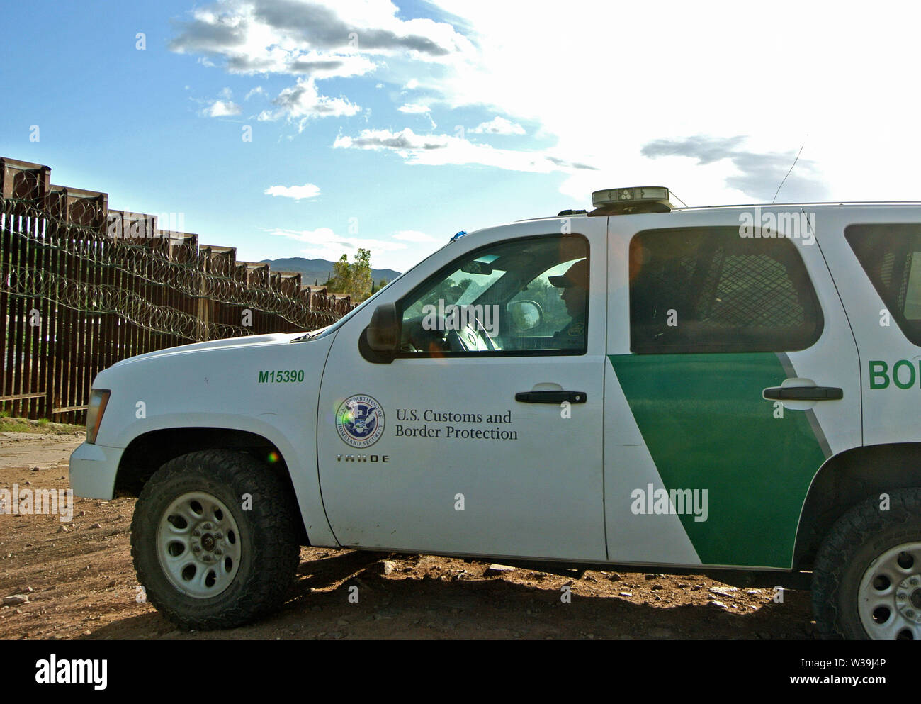 Border patrol hi-res stock photography and images - Alamy