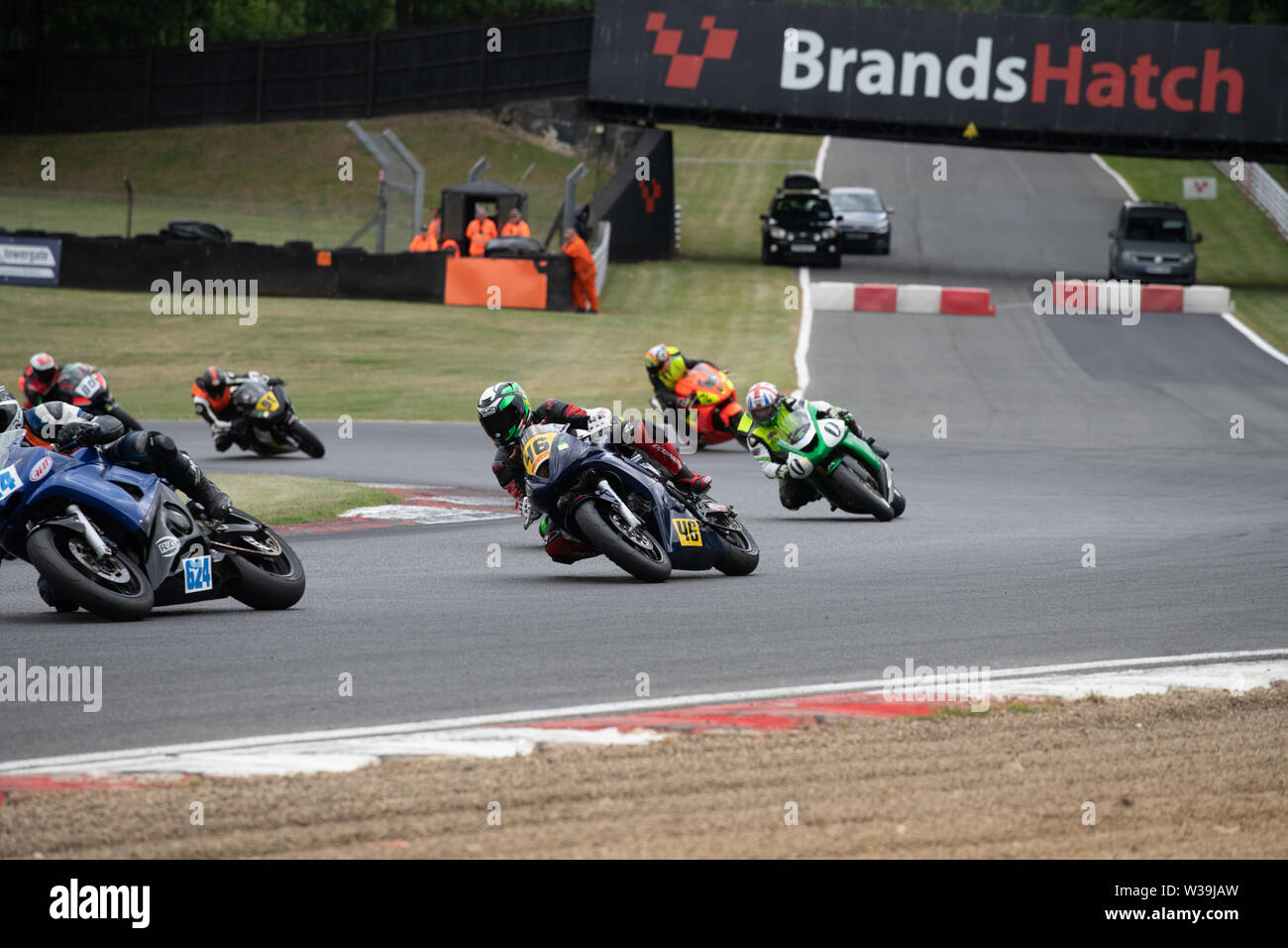 Motorcycle racing at brands hatch hi-res stock photography and images ...