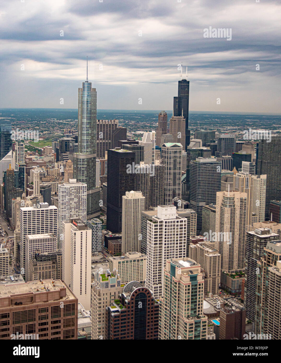 Chicago from above - amazing aerial view - CHICAGO, USA - JUNE 11, 2019 ...