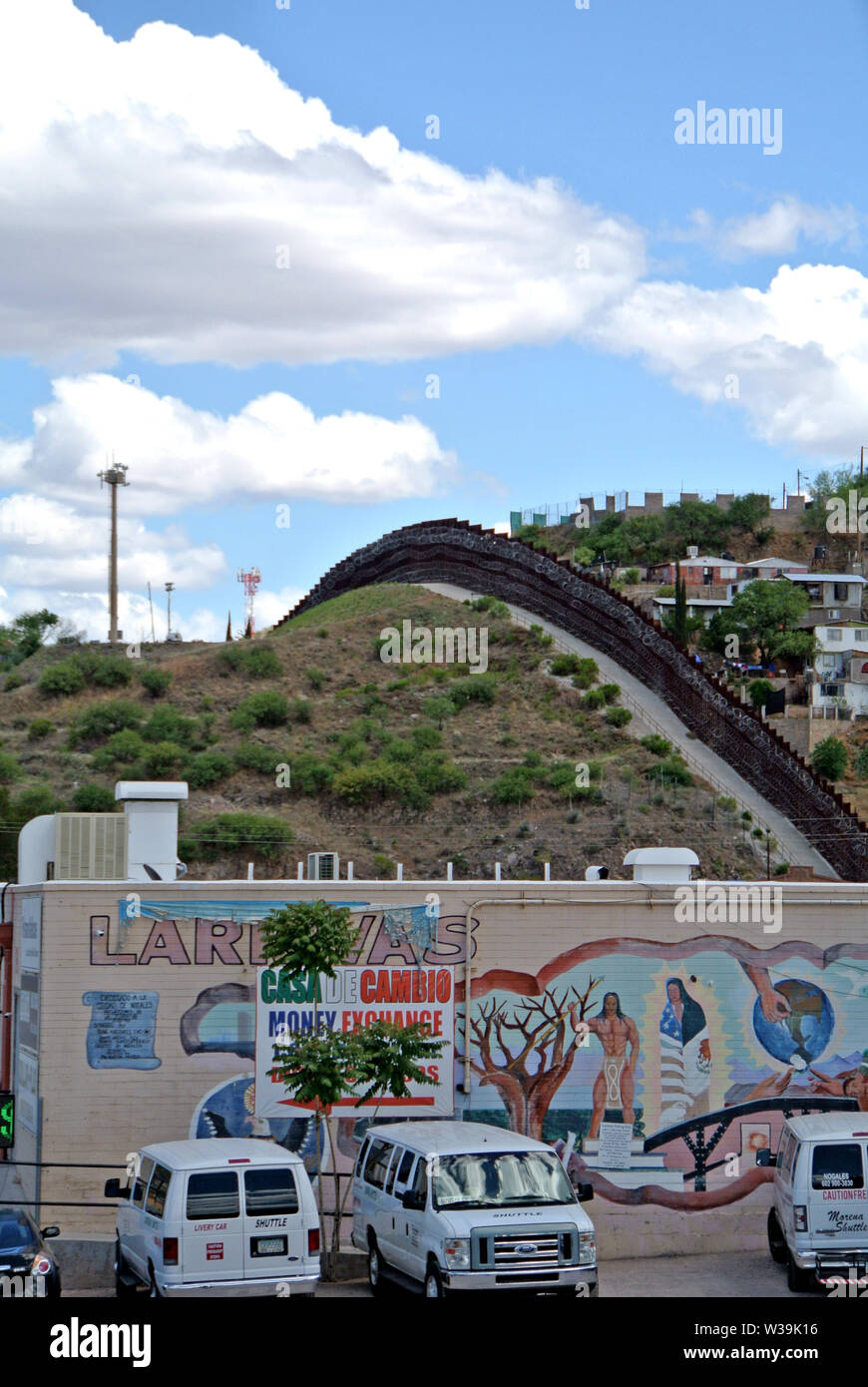 Nogales border hi-res stock photography and images - Alamy