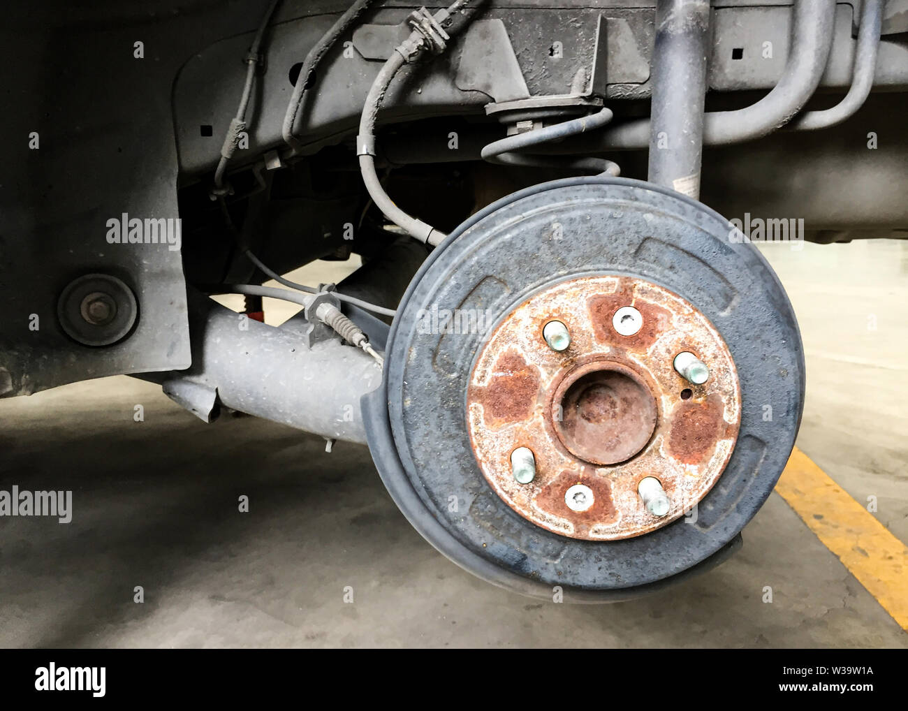 Brake drum hi-res stock photography and images - Alamy