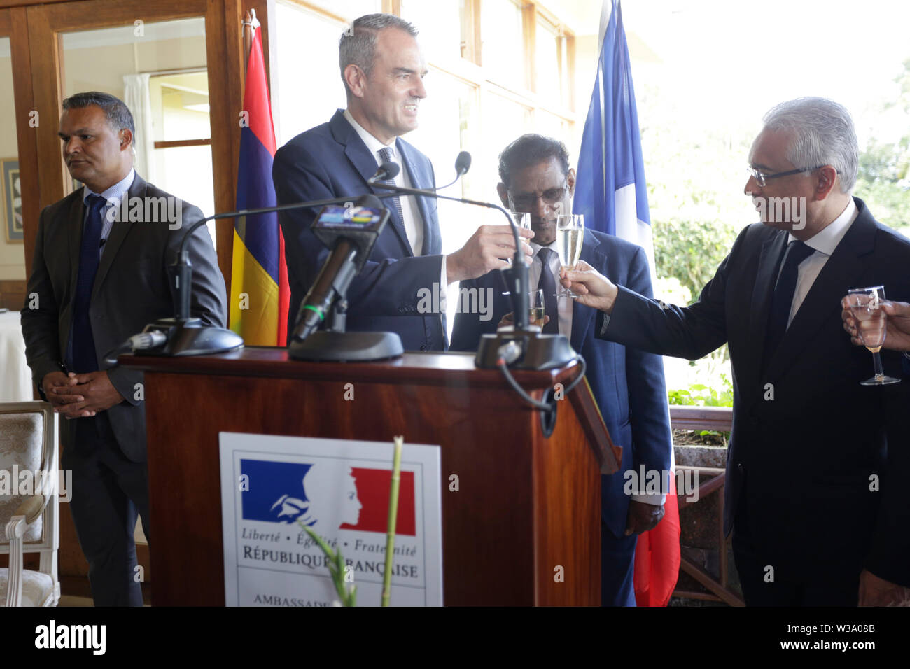 l’ambassadeur Emmanuel Cohet Stock Photo - Alamy