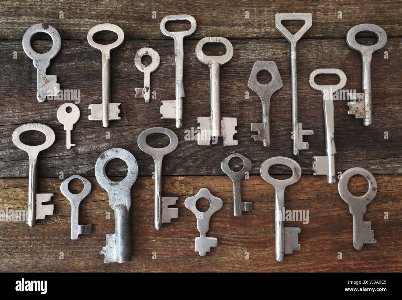 Old vintage various keys pattern. Antique metal gold bronze silver ...