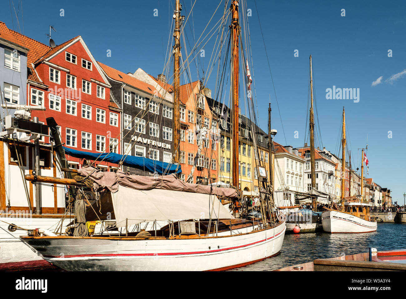 Sailing copenhagen hi-res stock photography and images - Alamy