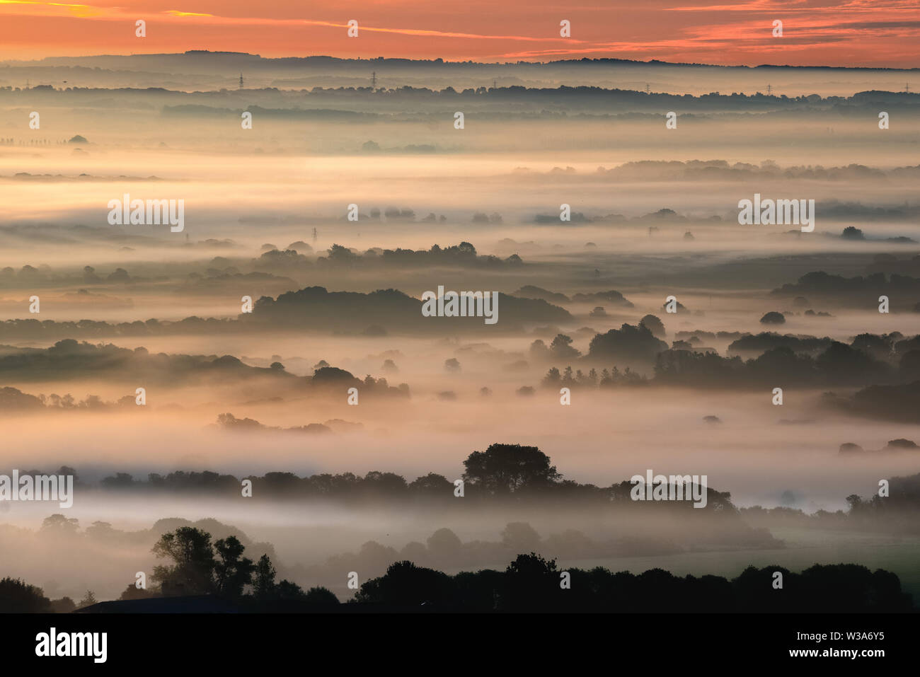 Layers of mist hi-res stock photography and images - Alamy