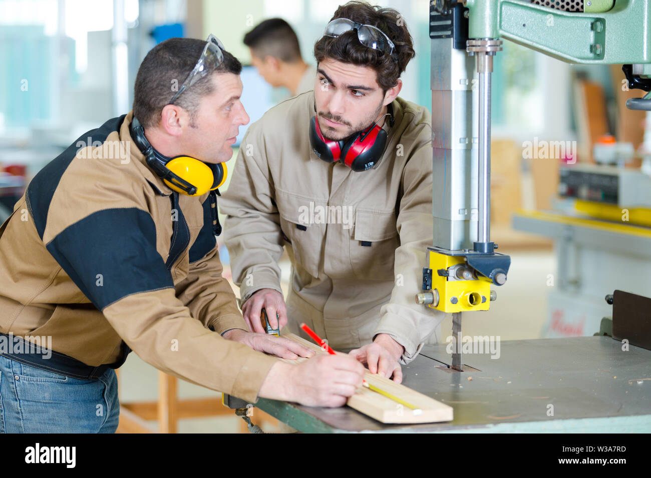 Construction apprentice machinery hi-res stock photography and images ...