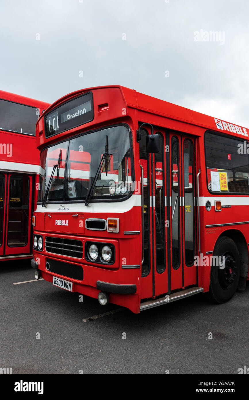 Leyland tiger bus hi-res stock photography and images - Alamy