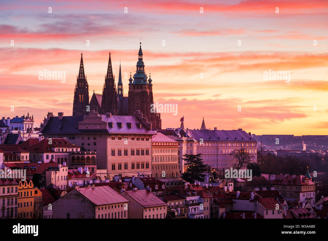 Sunrise view of Prague castle from Petrin Hill, Czech Republic Stock ...
