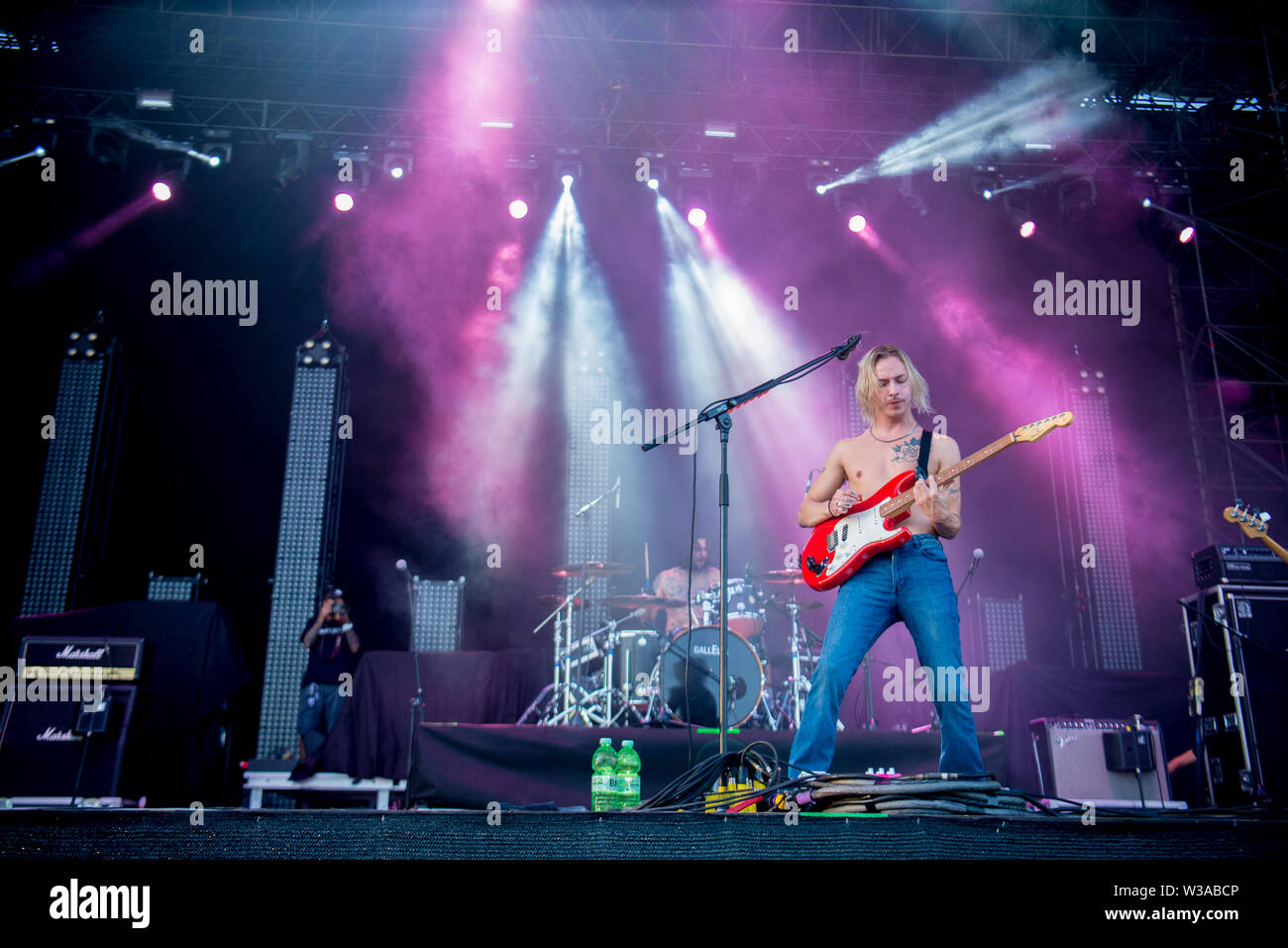 The hunna band photos hi-res stock photography and images - Alamy