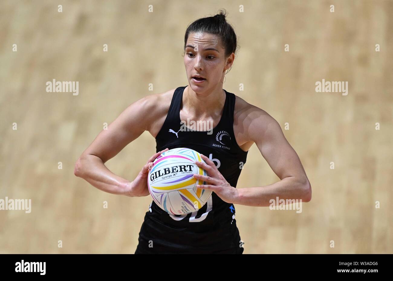 Women's netball game hi-res stock photography and images - Alamy