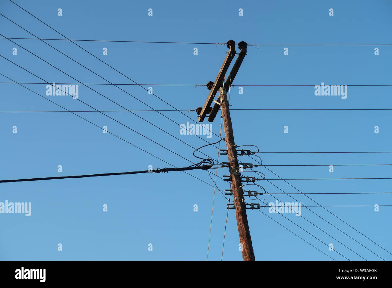 Old power pole and wires Stock Photo - Alamy