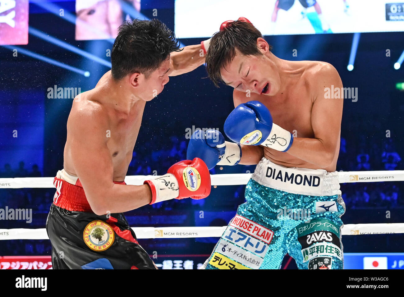 Satoshi Shimizu of Japan fights against Joe Noynay of Philippines ...