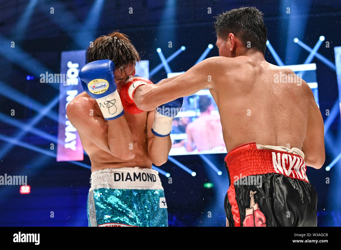 Satoshi Shimizu of Japan fights against Joe Noynay of Philippines ...