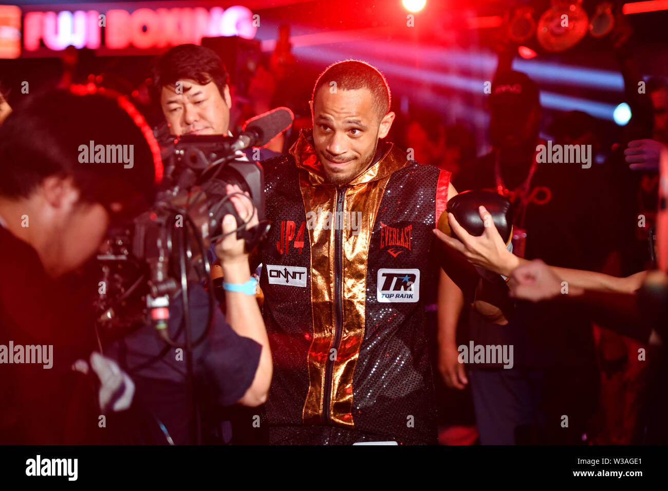Rob Brant of United States enters the ring before the WBA middleweight ...