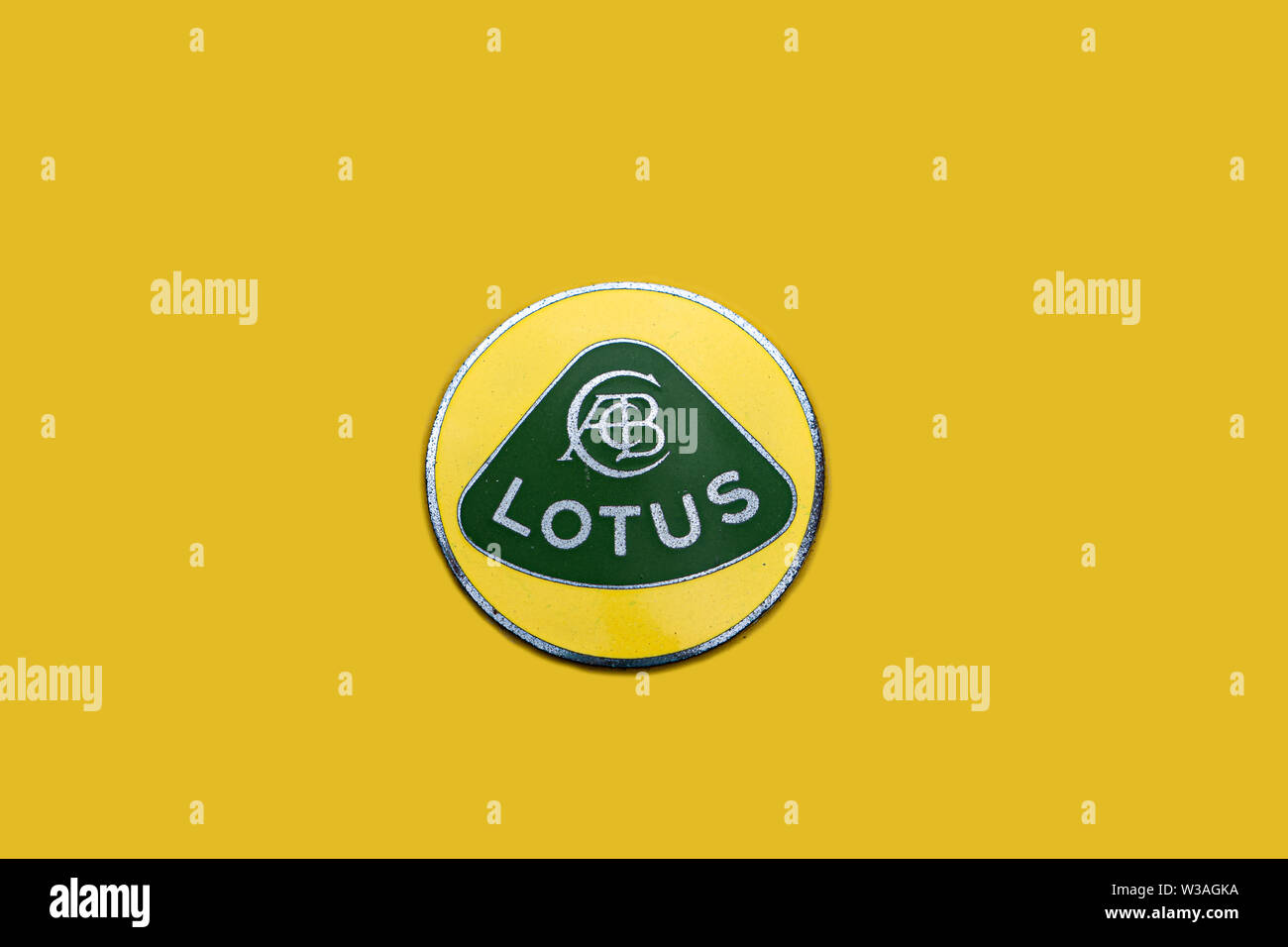 Lotus Logo Wallpaper