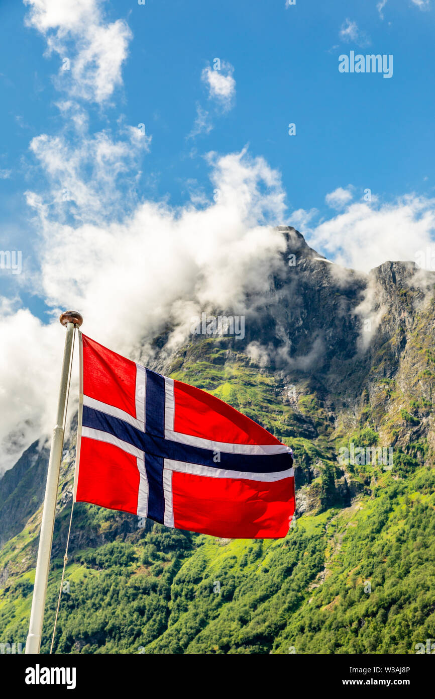 Arctic flag north hi-res stock photography and images - Alamy