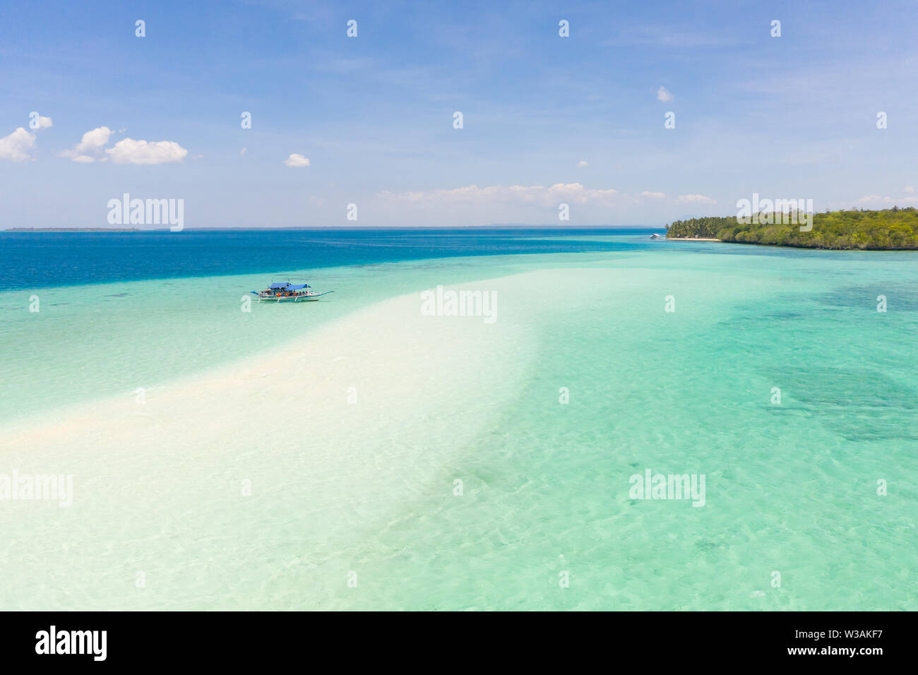 Mansalangan sandbar, Balabac, Palawan, Philippines. Tropical islands ...