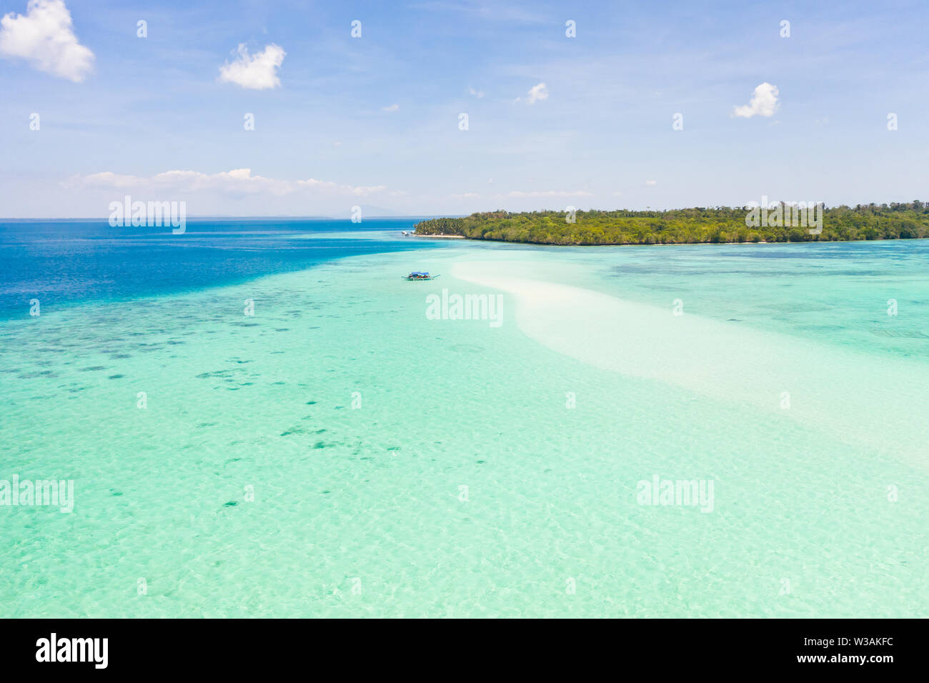 Mansalangan sandbar, Balabac, Palawan, Philippines. Tropical islands ...