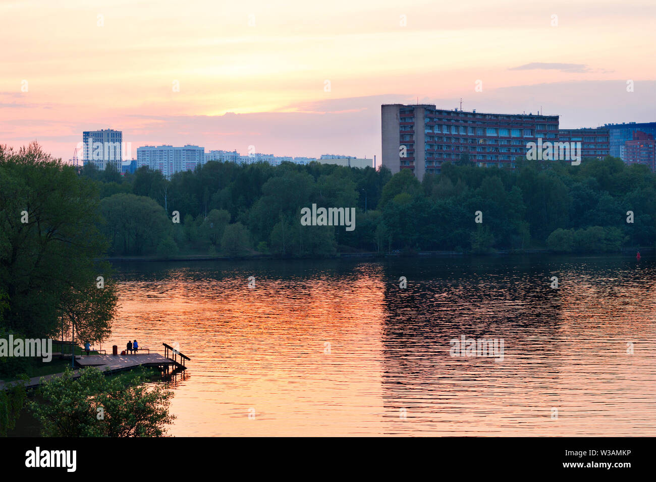 People admire view hi-res stock photography and images - Alamy