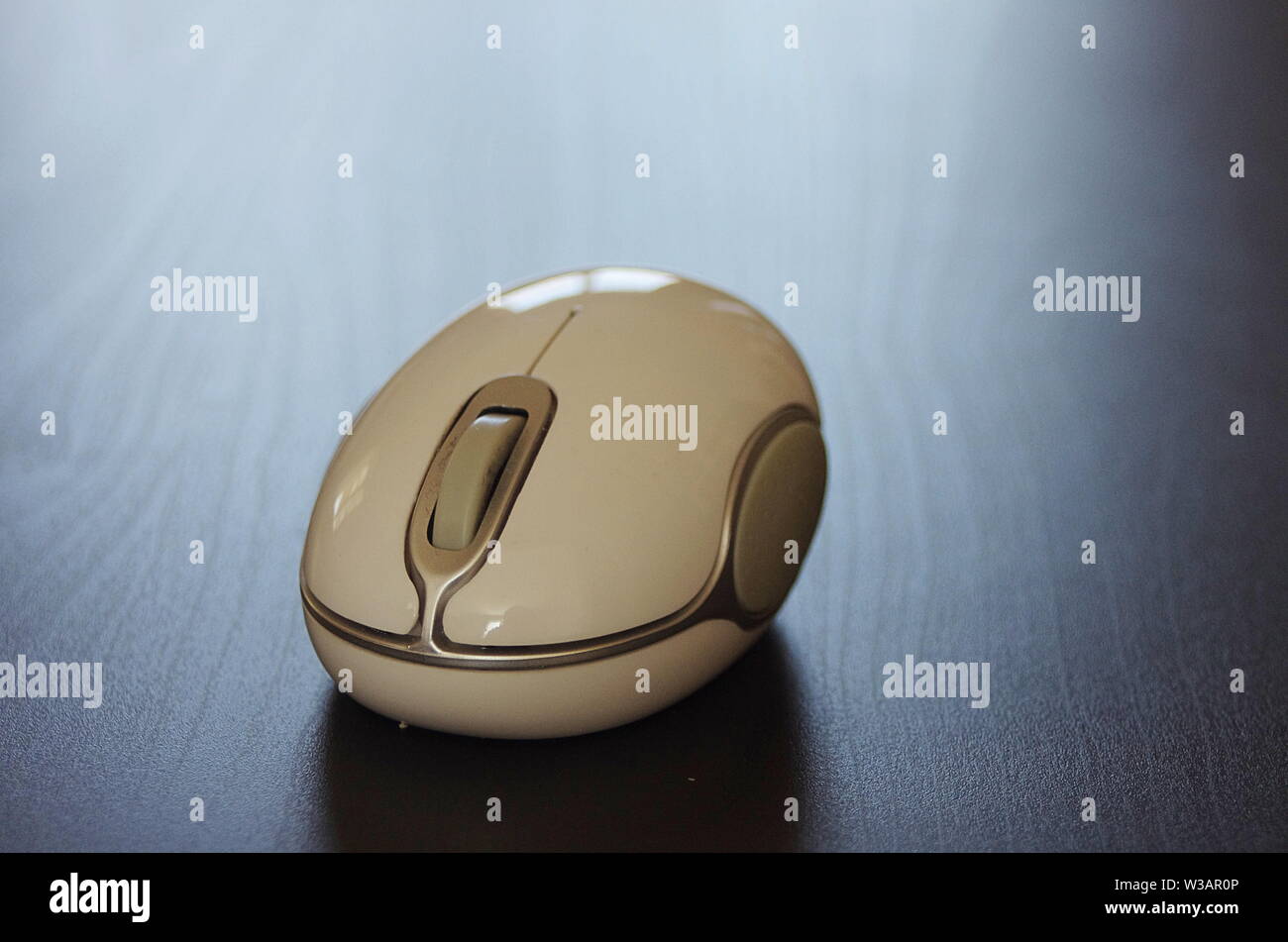 Laptop mouse hi-res stock photography and images - Alamy