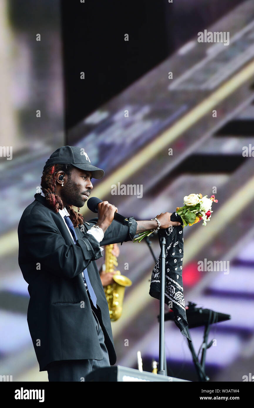 Dev Hynes of Blood Orange performing during the British Summer Time ...
