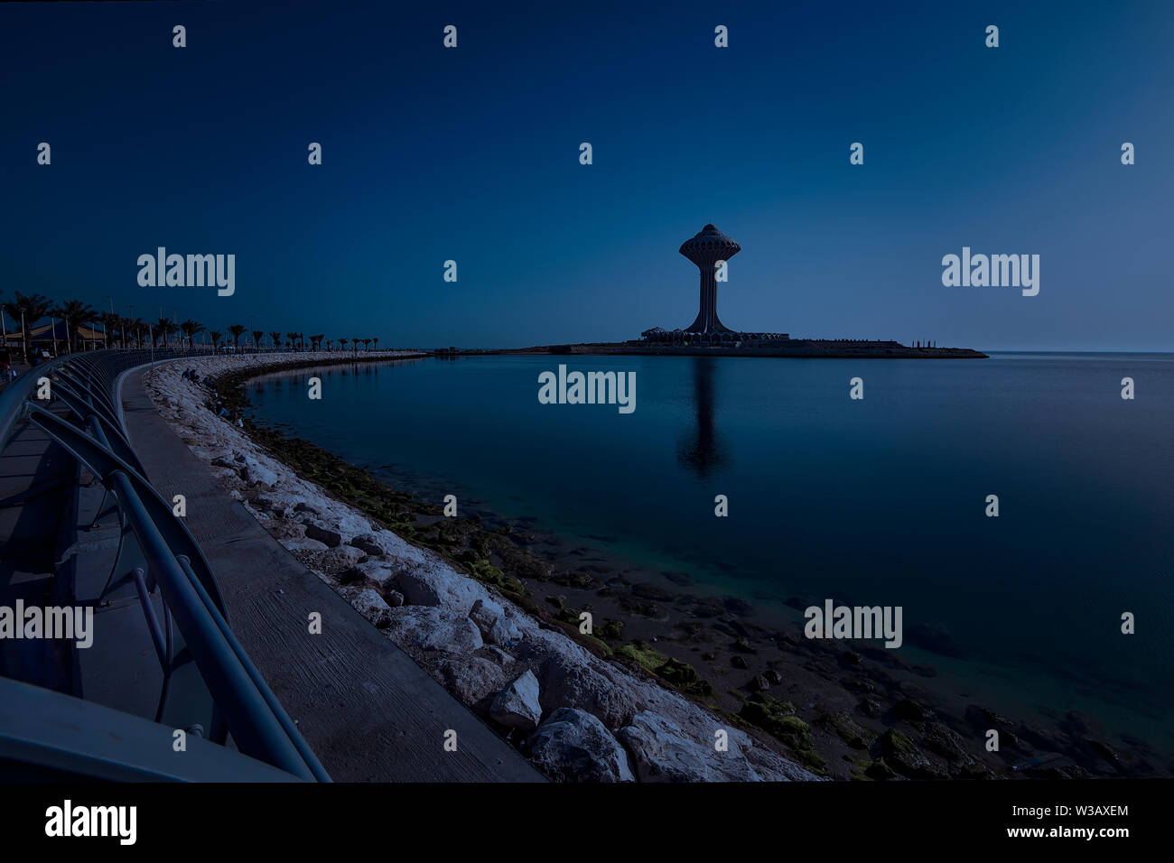 ‪Moon light night view at Khobar seaside Saudi Arabia Stock Photo - Alamy