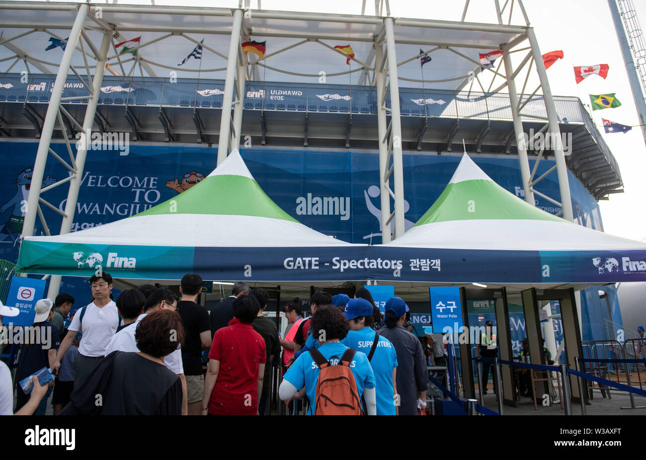 Water polo stadium hi-res stock photography and images - Alamy