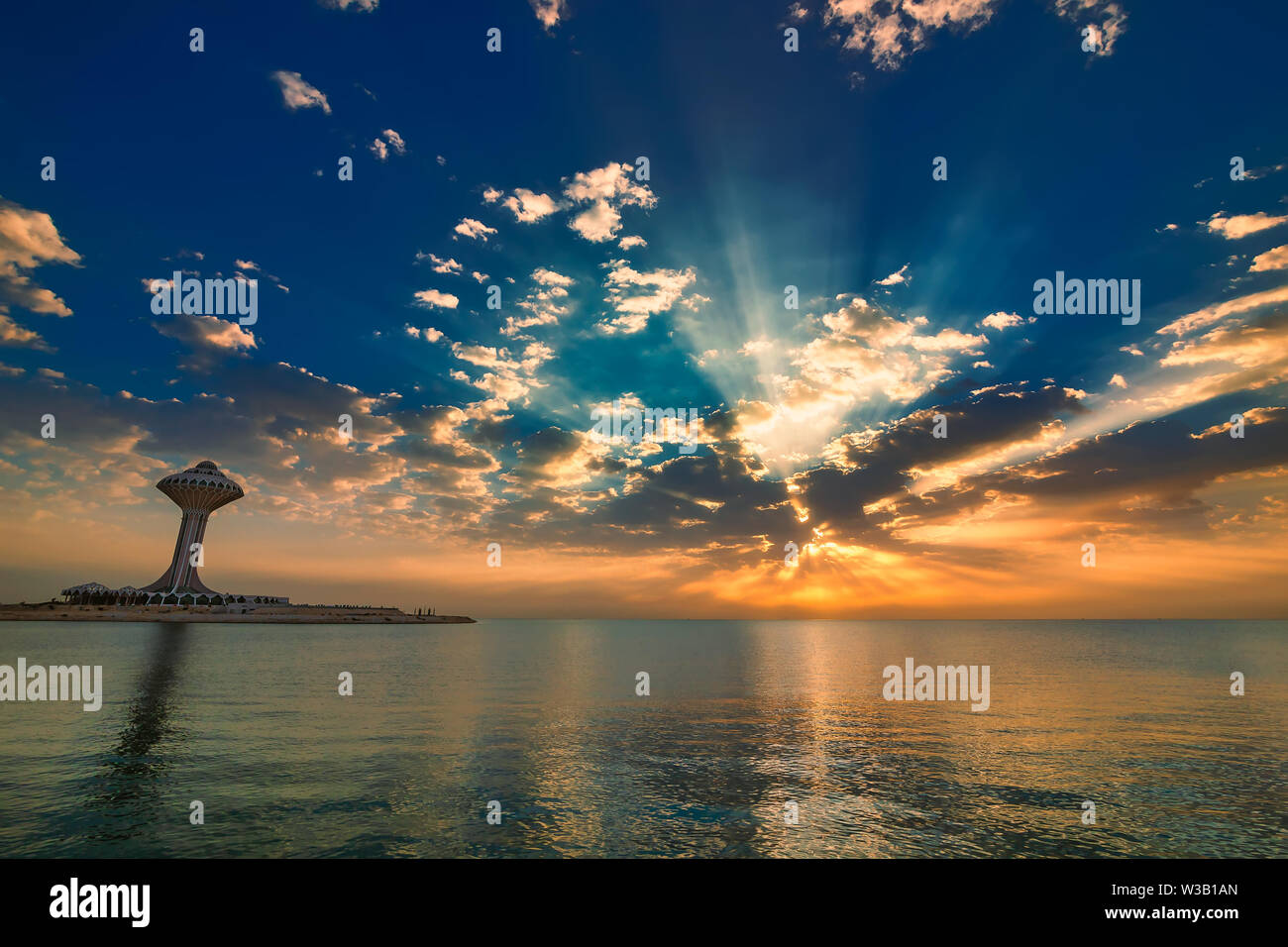 Beautiful Sunrise view at Dammam Al Khobar Corniche Saudi Arabia Stock ...