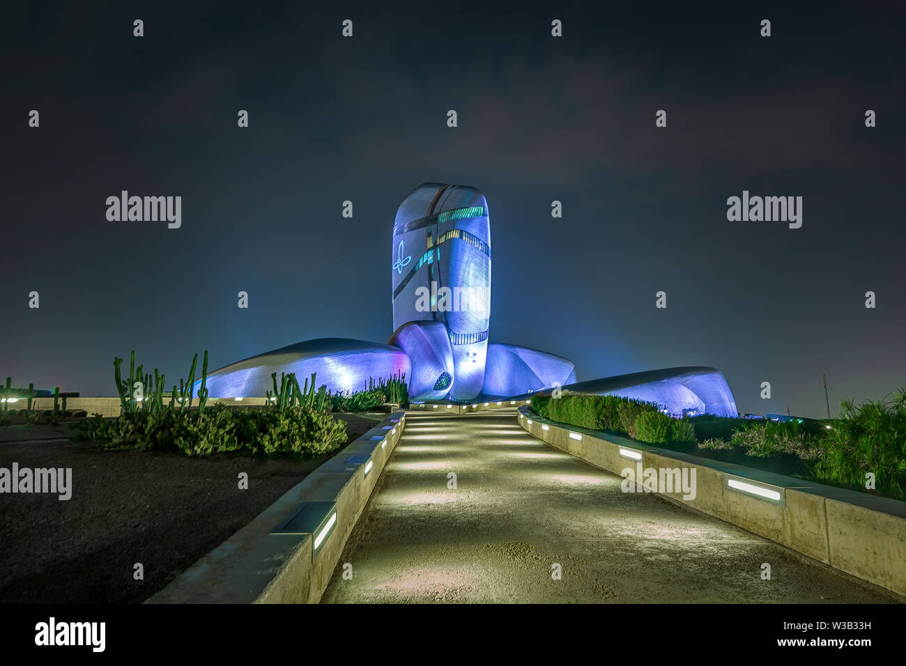 Saudi aramco oil and gas rig hi-res stock photography and images - Alamy