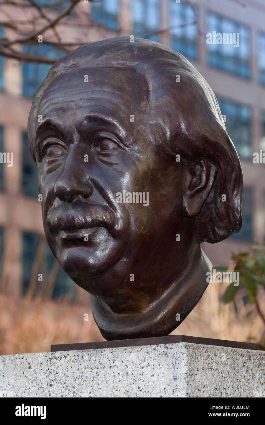 Albert Einstein,Street of Remembrance is a publicly accessible monument ...