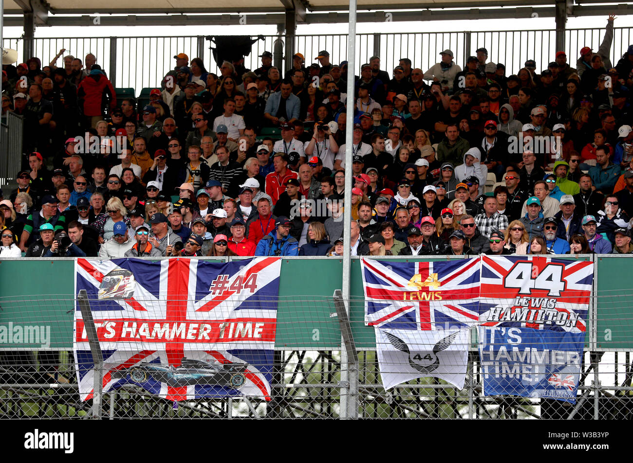 Silverstone stand hi-res stock photography and images - Alamy