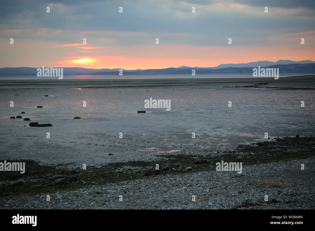 Morecambe Bay sunset sky Stock Photo - Alamy
