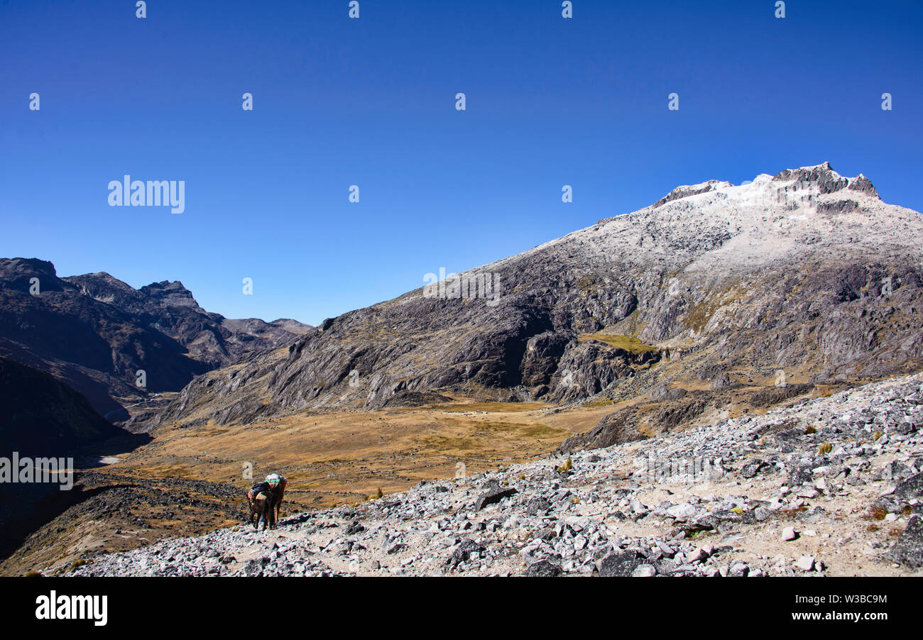 Scenery along the Cordillera Real mountain range, Bolivia Stock Photo ...